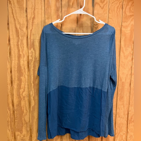 Lou & Grey | Tops | Lou Grey Large Blue Twotoned Top | Poshmark